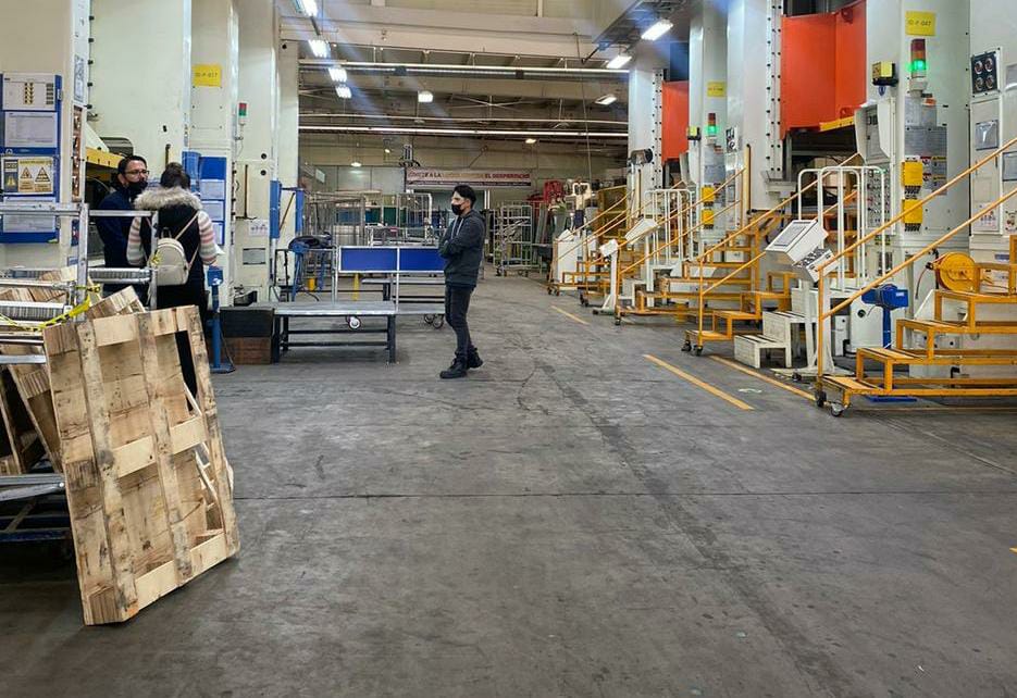 Trabajador se cercena dos manos en maquila INZI DISPLAY – BC Reporteros